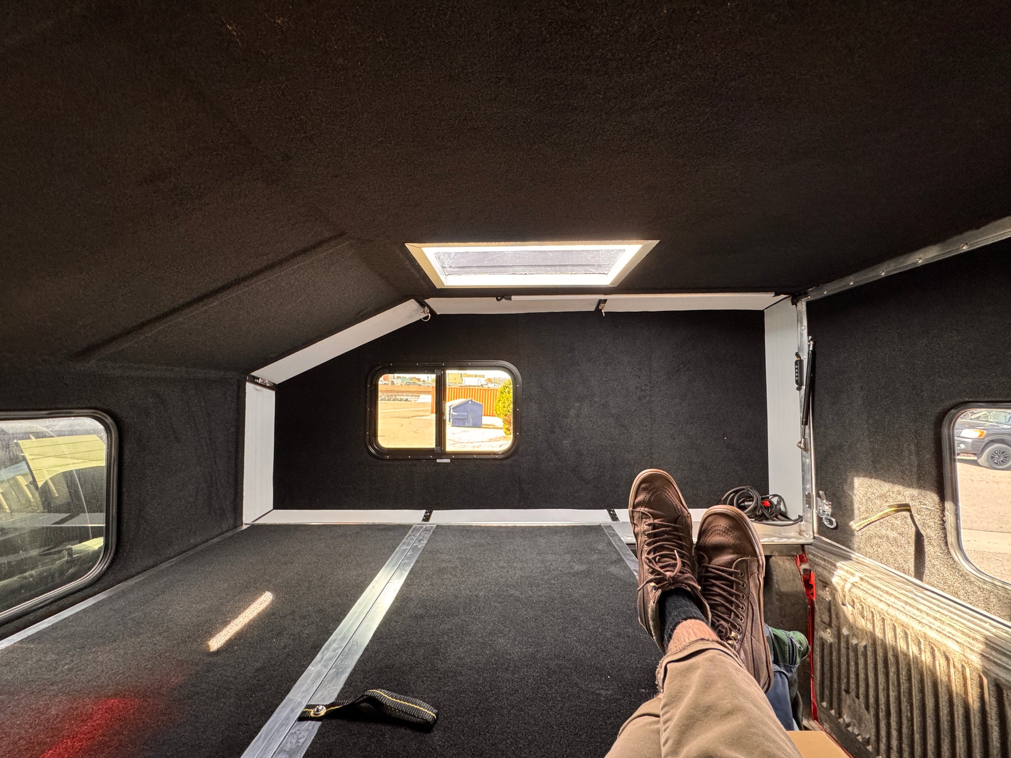 8' Base - ML Insulation Package - Lunar Gray Color